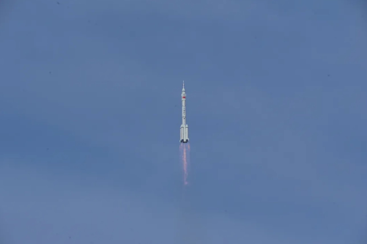 Chinese Spaceplane Releases Object into Orbit, Confirmed by Commercial ...